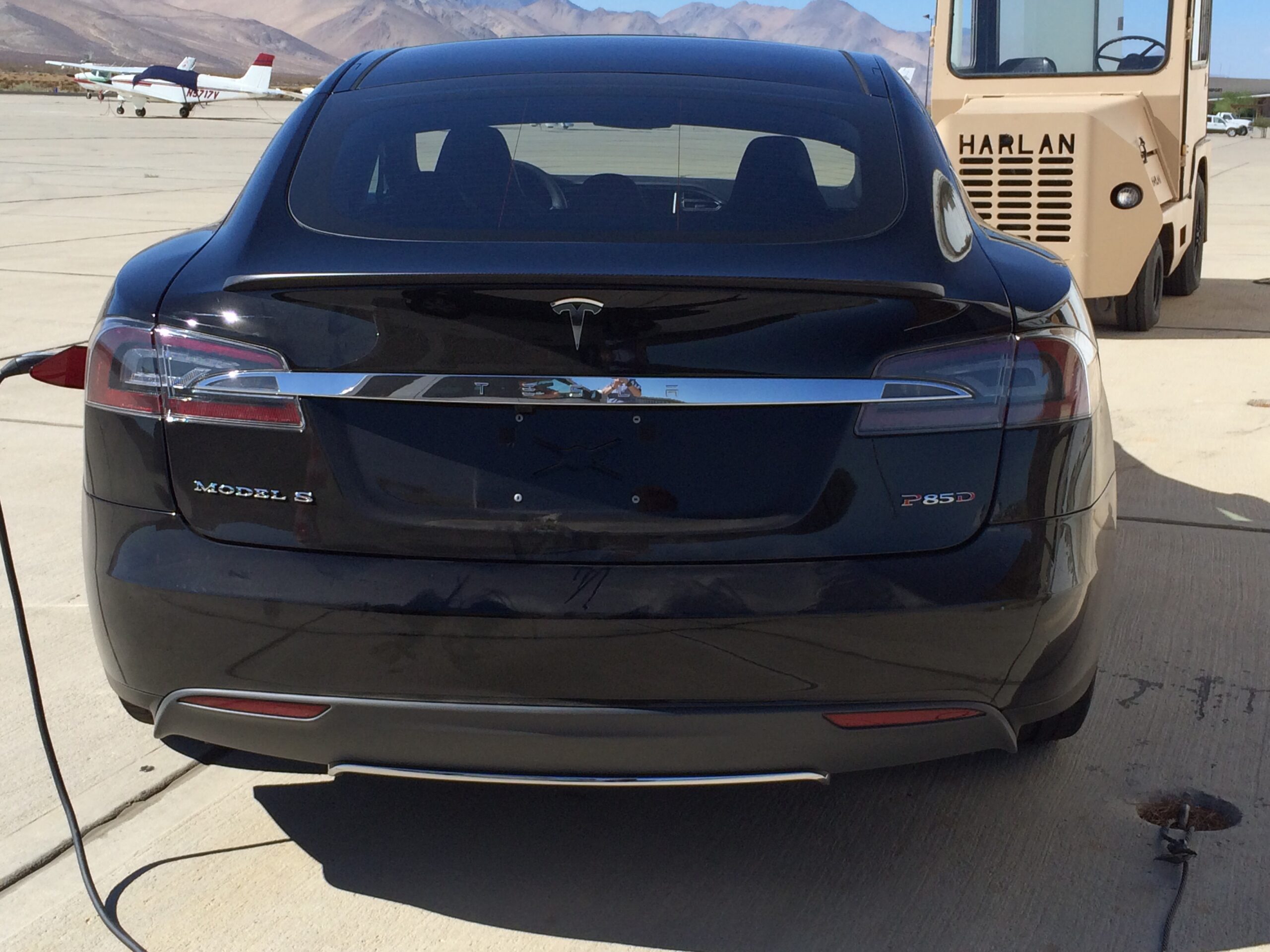 Tesla Model S P85D Details Beginning To Emerge