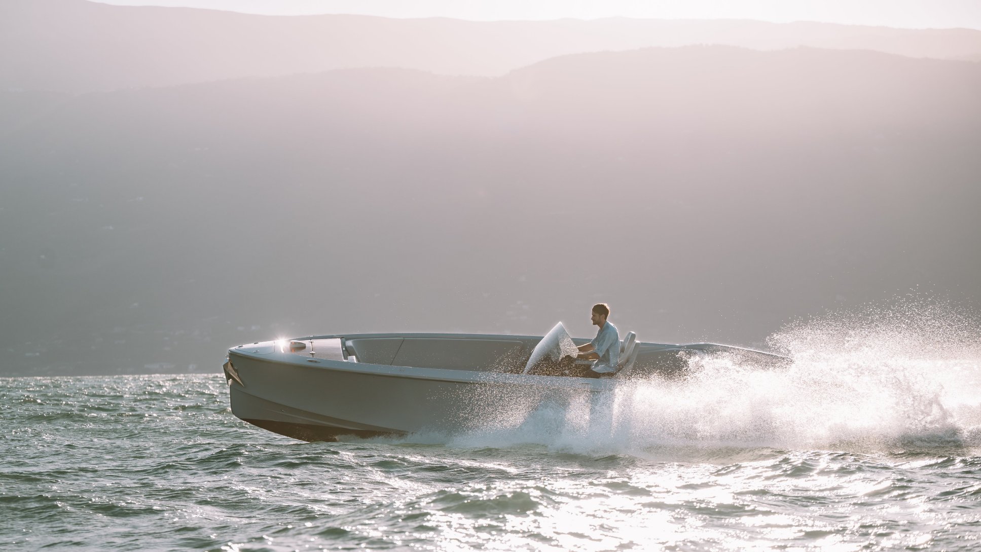 Frauscher x Porsche eFantom Electric Sport Boat: “Uncompromisingly Fast ...