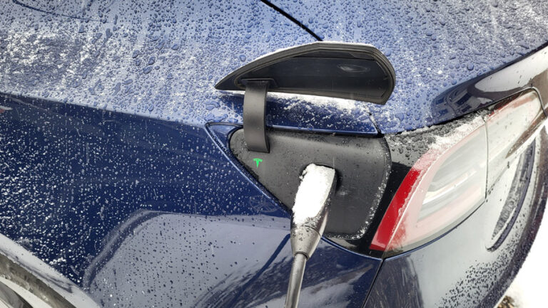 Tesla Model 3/Model Y Winter and Cold Weather Driving Tips - CleanTechnica