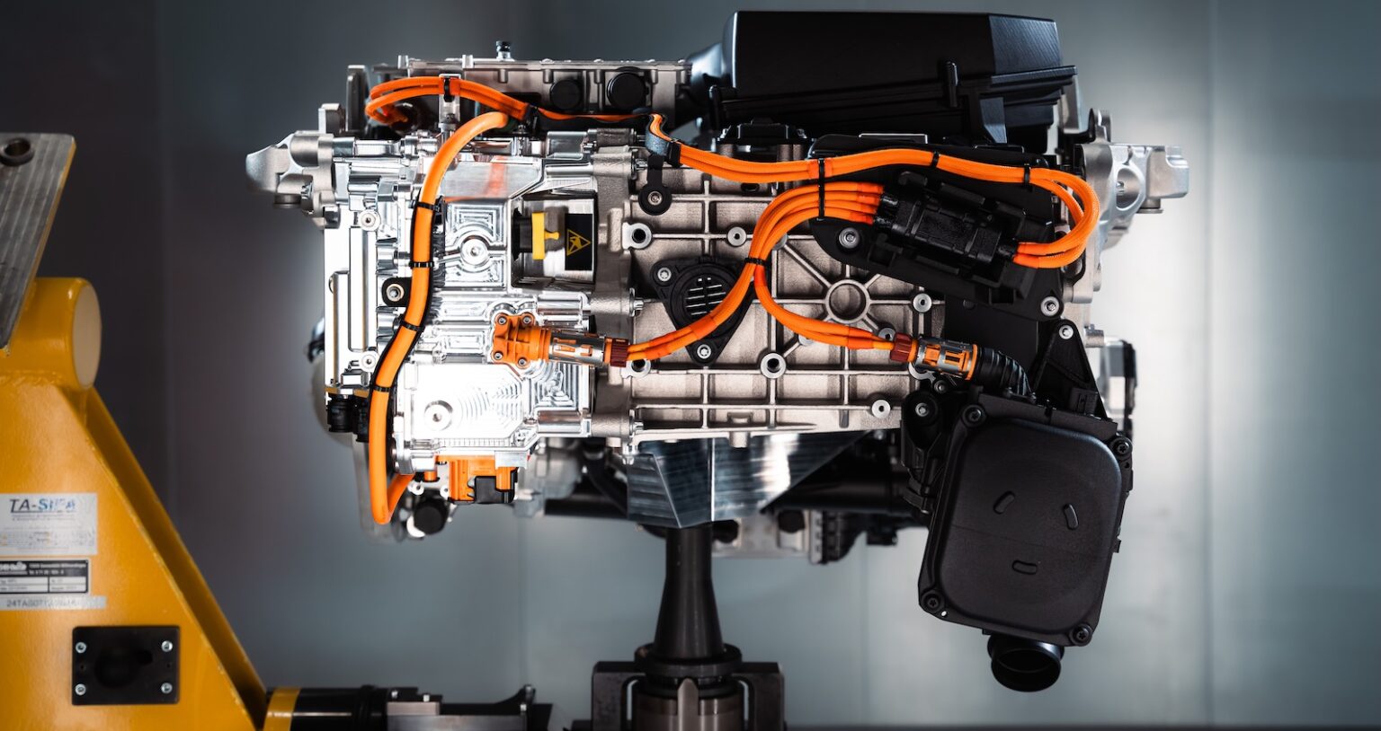 BMW Spots An Opportunity For Fuel Cell Vehicles