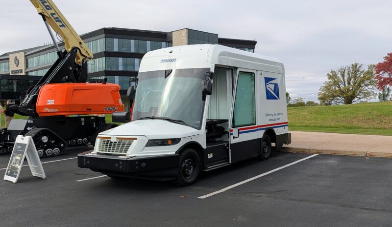 Oshkosh Corporation Is Building The Zero Emission Vehicles That Keep ...