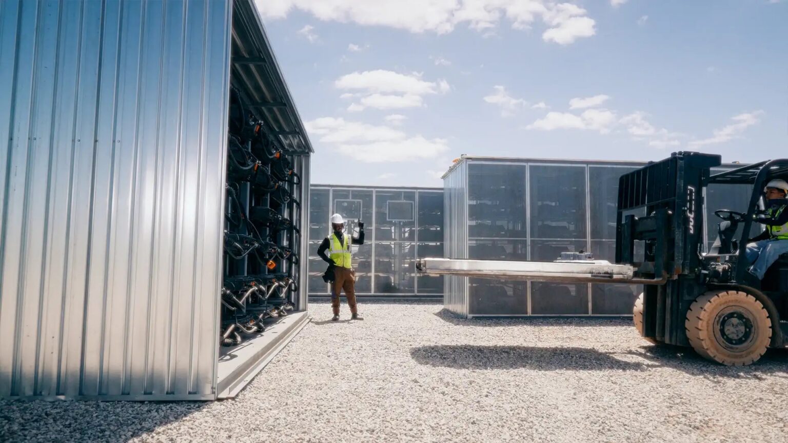 Waymo Sending Used EV Batteries to Community Clean Energy - CleanTechnica